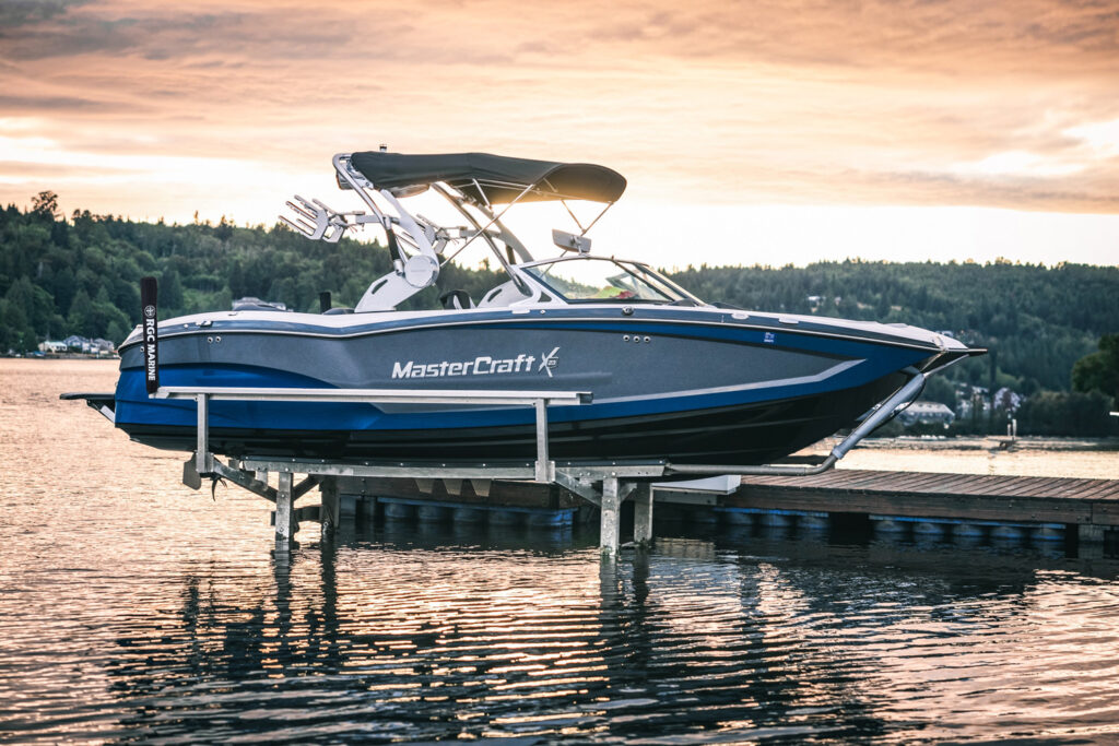 Aluminum Boat Lifts - DockinaBox®